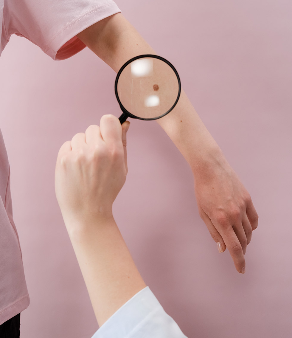 What Makes A Dermatologist So Unique? | Skin And Cancer Institute - Blog